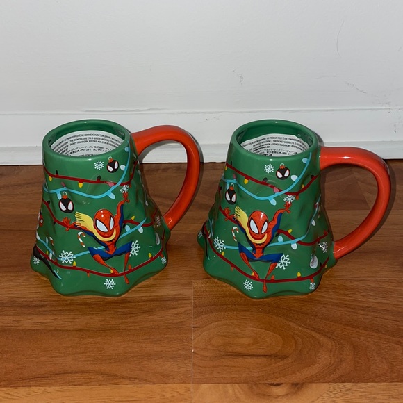 Disney | Dining | Set Of Two Disney Marvel Spiderman Holiday Mugs New ...